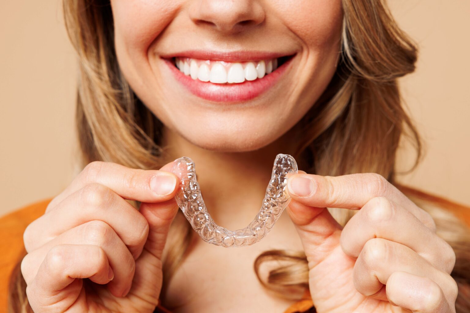 How To Easily (& Painlessly!) Remove Your Clear Aligners